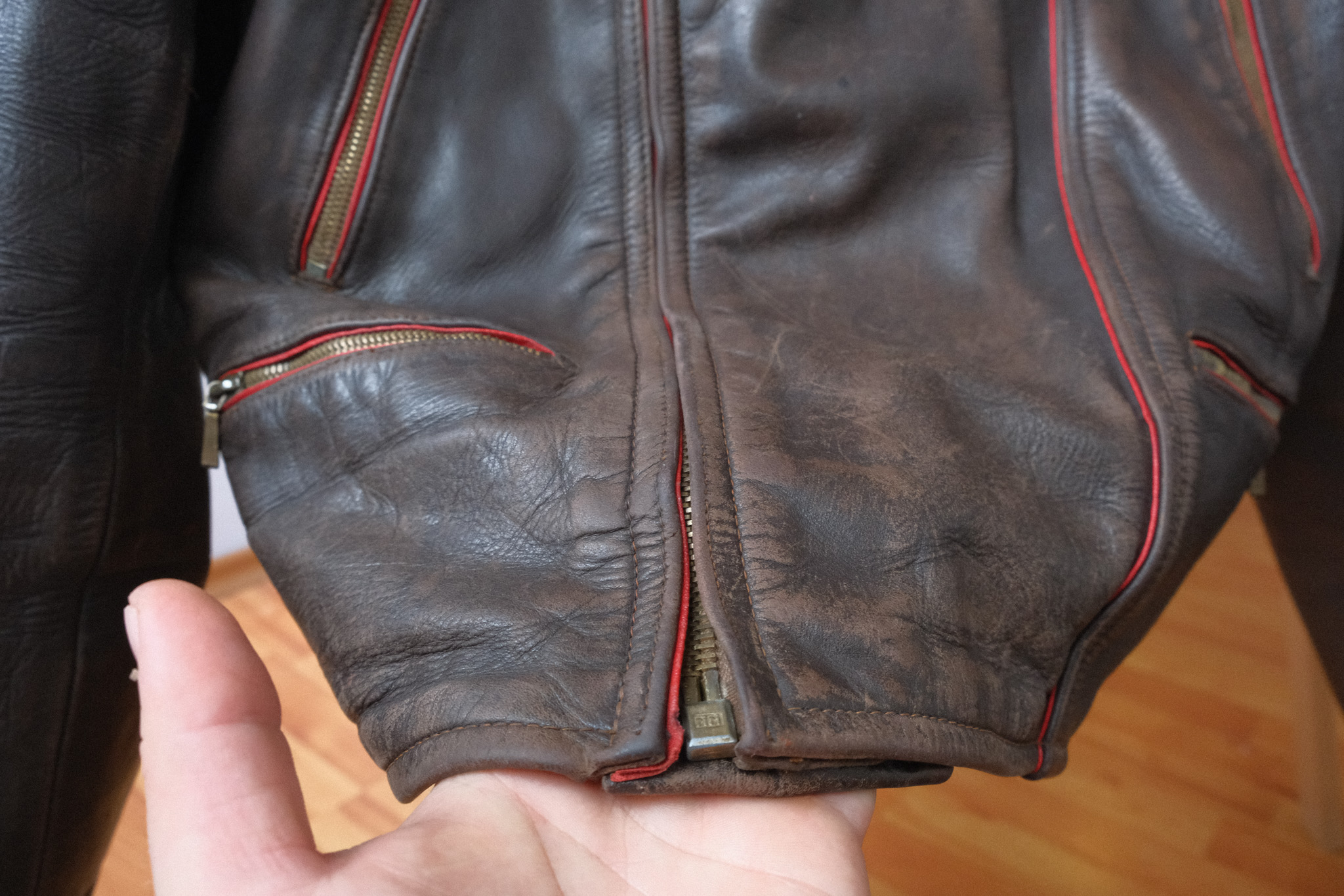 Need help with Leather Jacket ID (German Wartime Era) | The Fedora Lounge