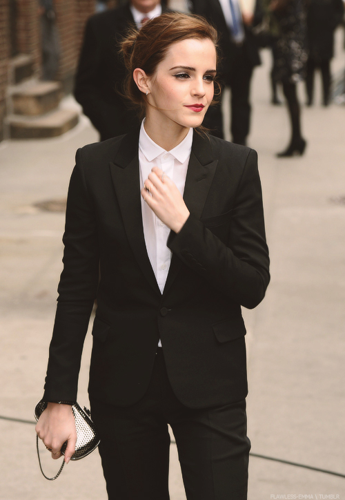 girls in guy's garb | Page 39 | The Fedora Lounge
